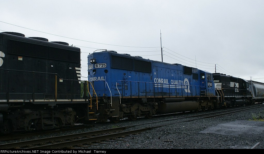 NS 19G with ALL EMD power SD70M-2 2660, GP40-2 3030, SD60I 6725 , and SD40-2 3426